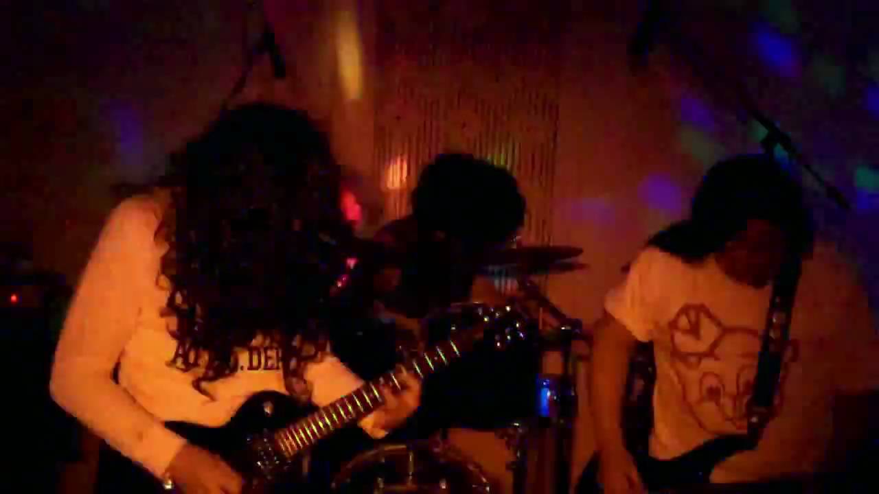 Maximum Thrust - Battle Axe - YouTube