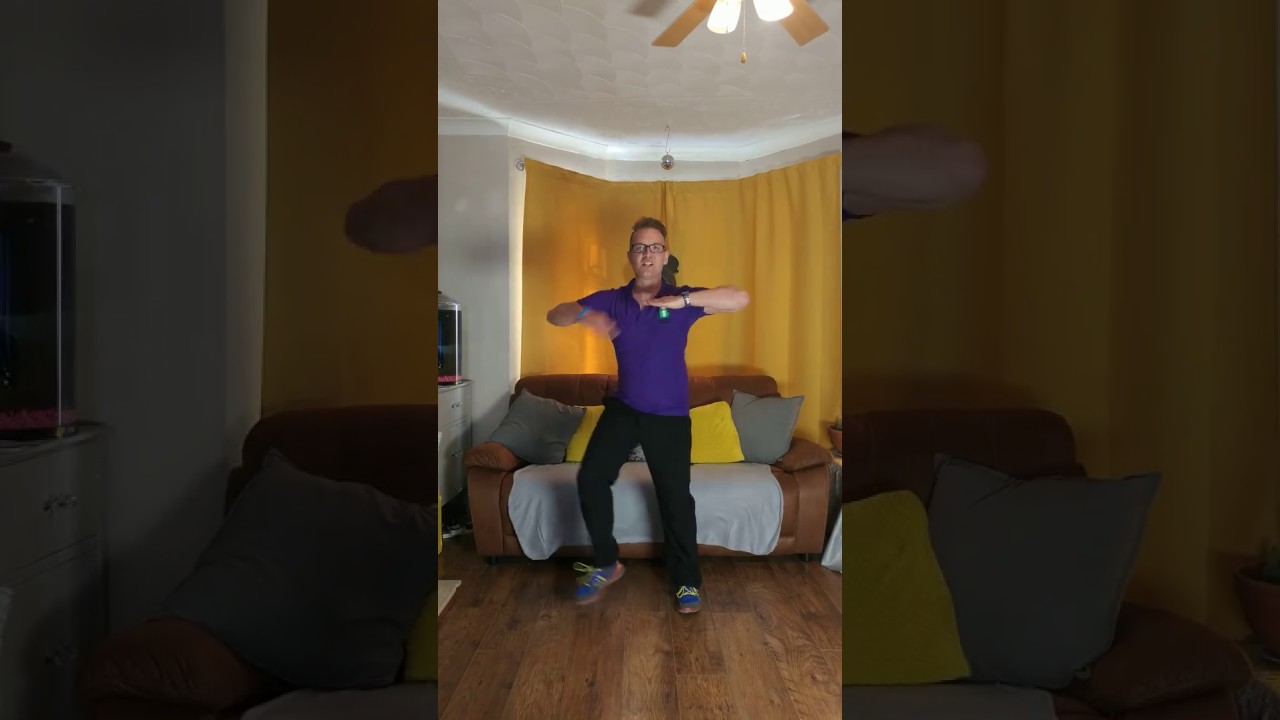 Steps- scared of the dark- the dance moves! - YouTube