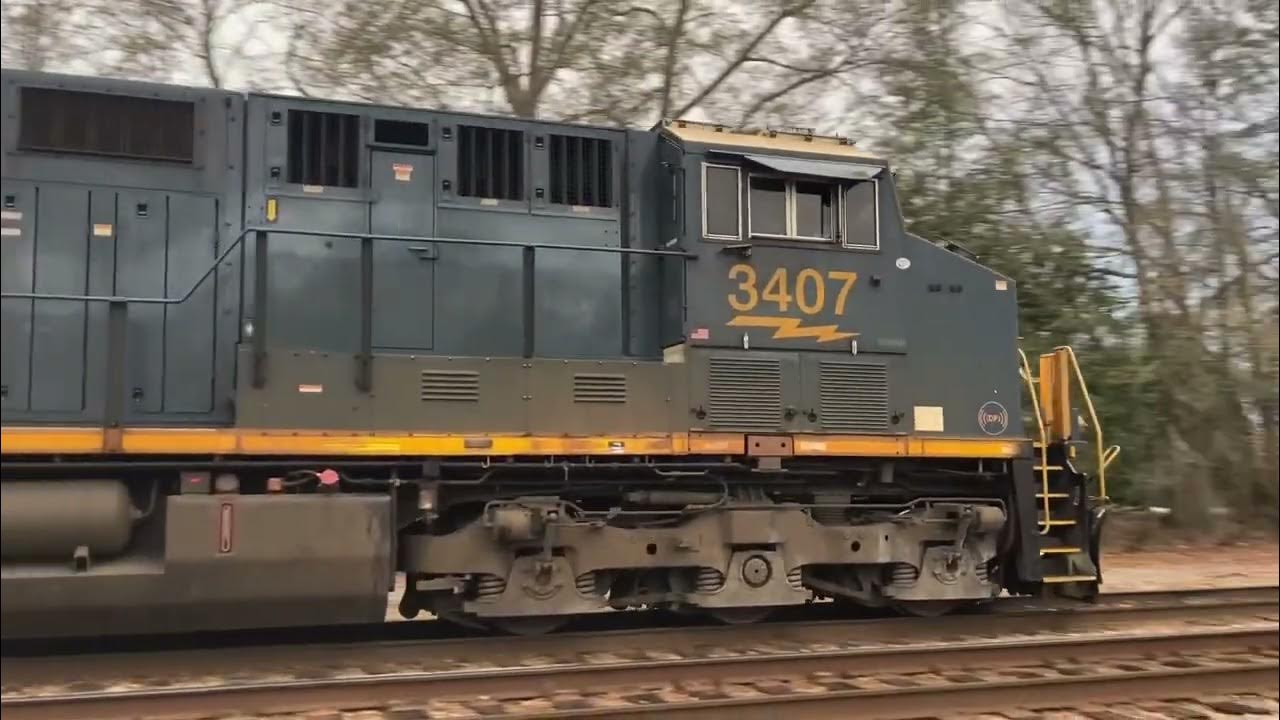 CSX 3407 Leads Short CSX M492 NB Manifest Train With Horn Salute Florence SC 58 Axles - YouTube