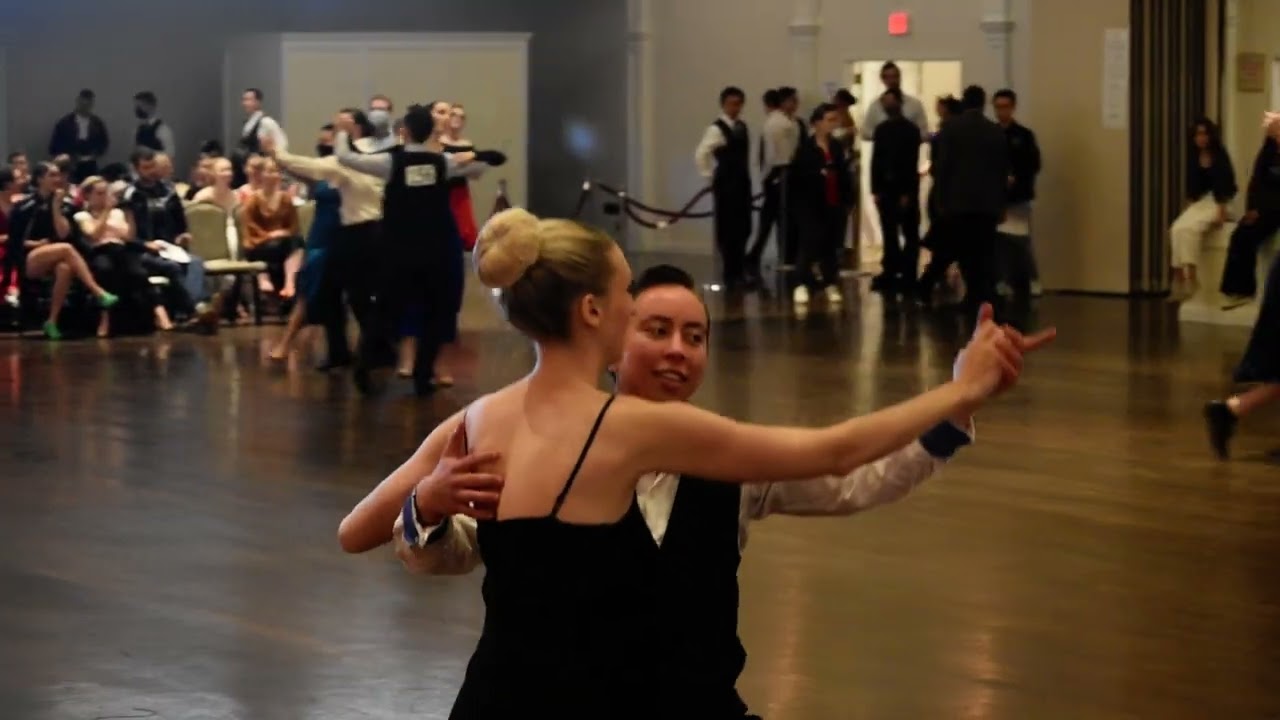 Newcomer Am Foxtrot Semifinal. Nick/Hannah Skye, Zach/Fanny - YouTube