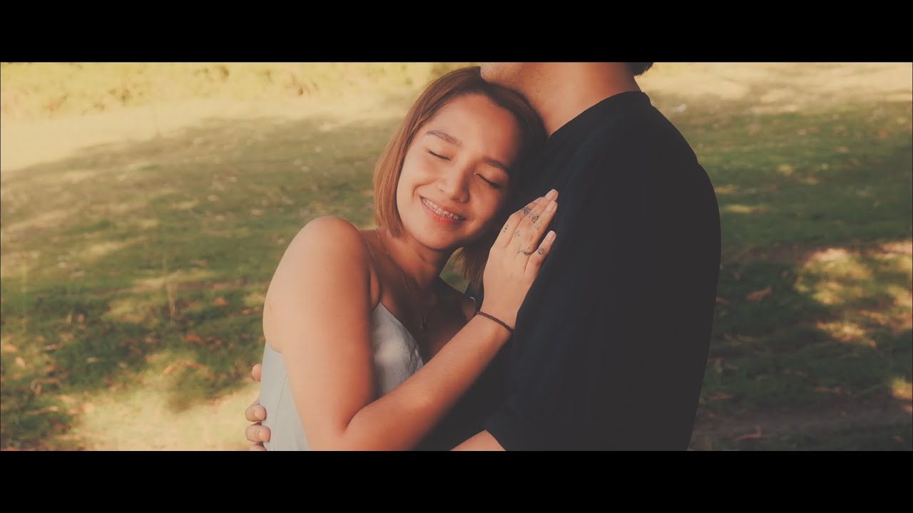 Pulsing Chunky - Gala (Official Music Video) - YouTube