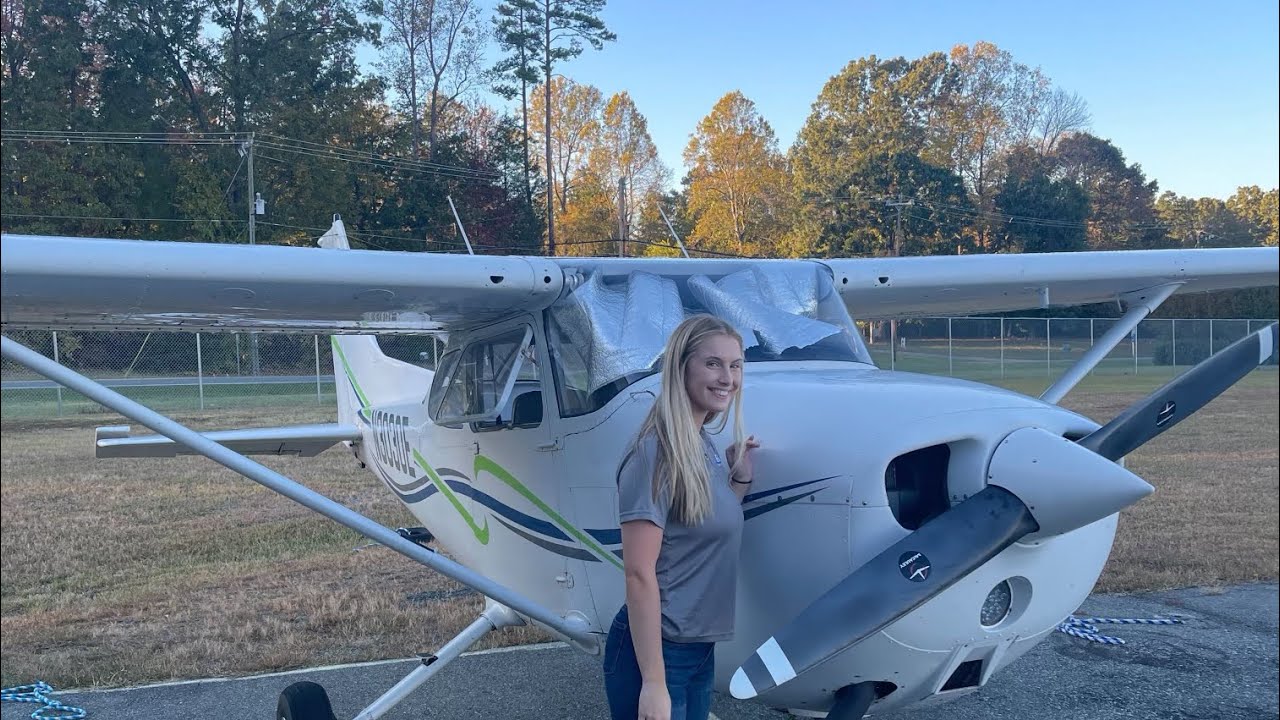 Kate’s first solo flight! - YouTube