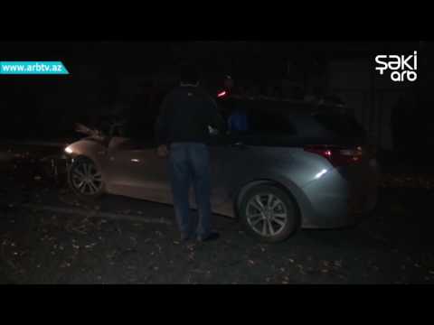 SHEKIDE DUNEN AXSAM SAATLARINDA YOL QEZASI OLUB