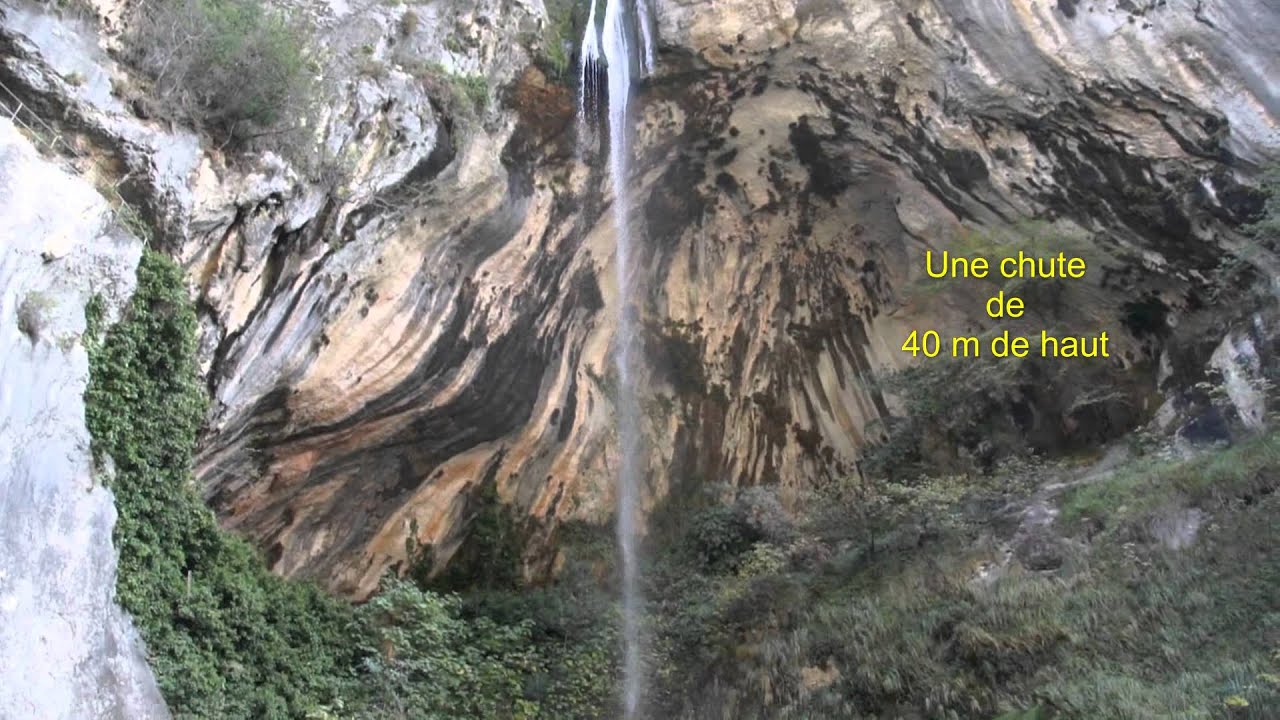 LA CASCADE DE COURMES - YouTube