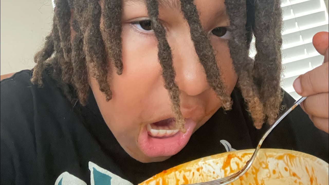 Eating the one chip noodles /CRAZYYY2022😱 - YouTube