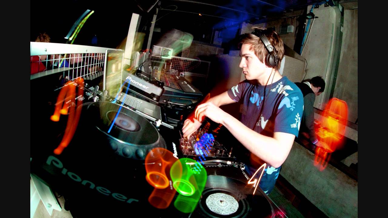 Avant -Separated (Jorge Takei remix) - YouTube