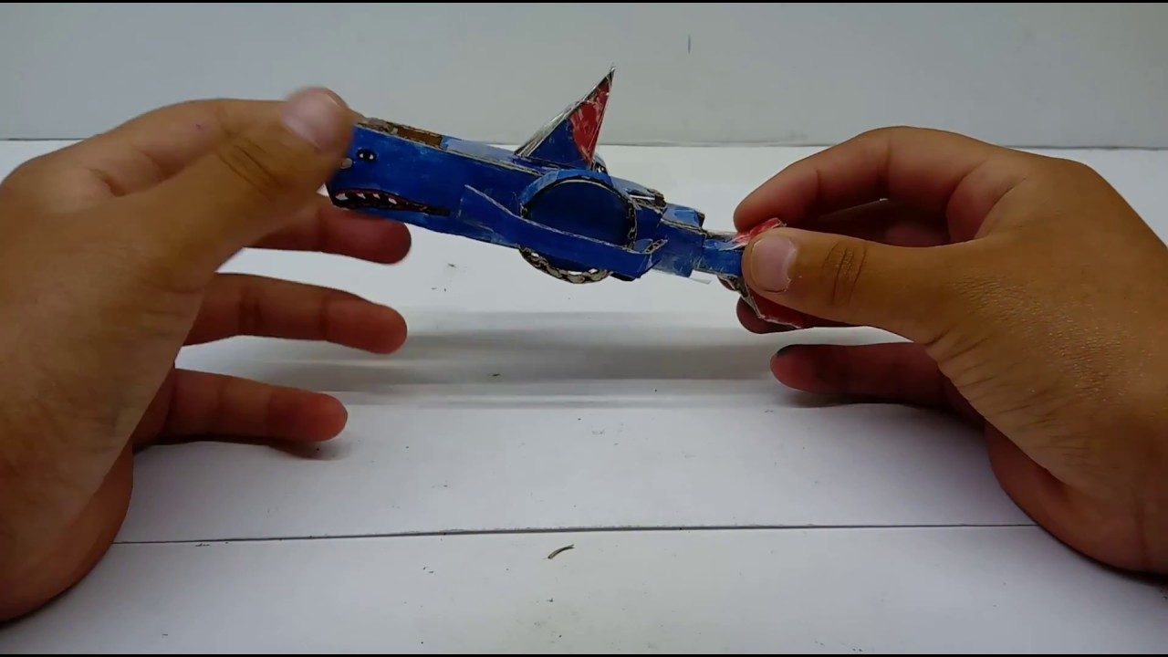 Battlebots Season 4 Sharkoprion How to build Cardbot - YouTube