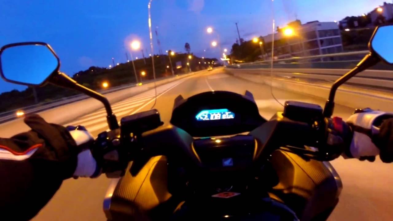 Honda Integra NC750 - Night ride testing Sport Mode - YouTube