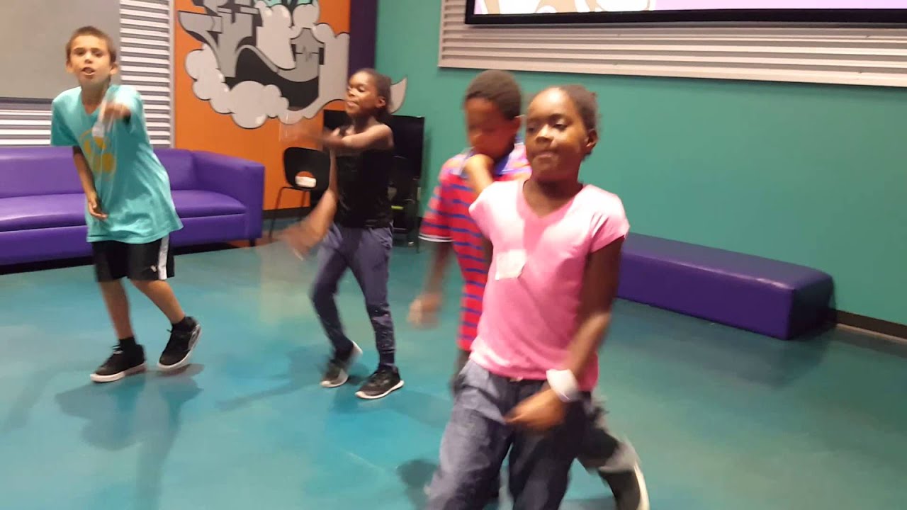 Loop @ Life.Church Silly Dancing 2015 - YouTube