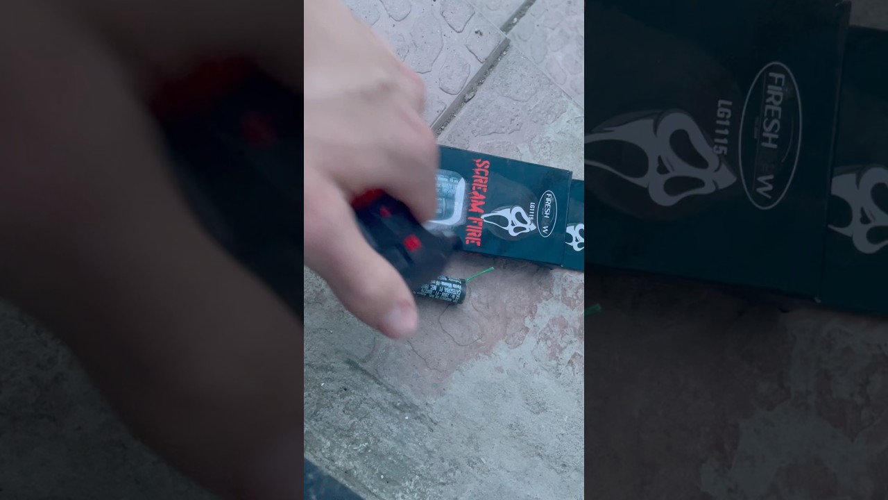 Scream Fire Petardy | vuurwerk test - YouTube