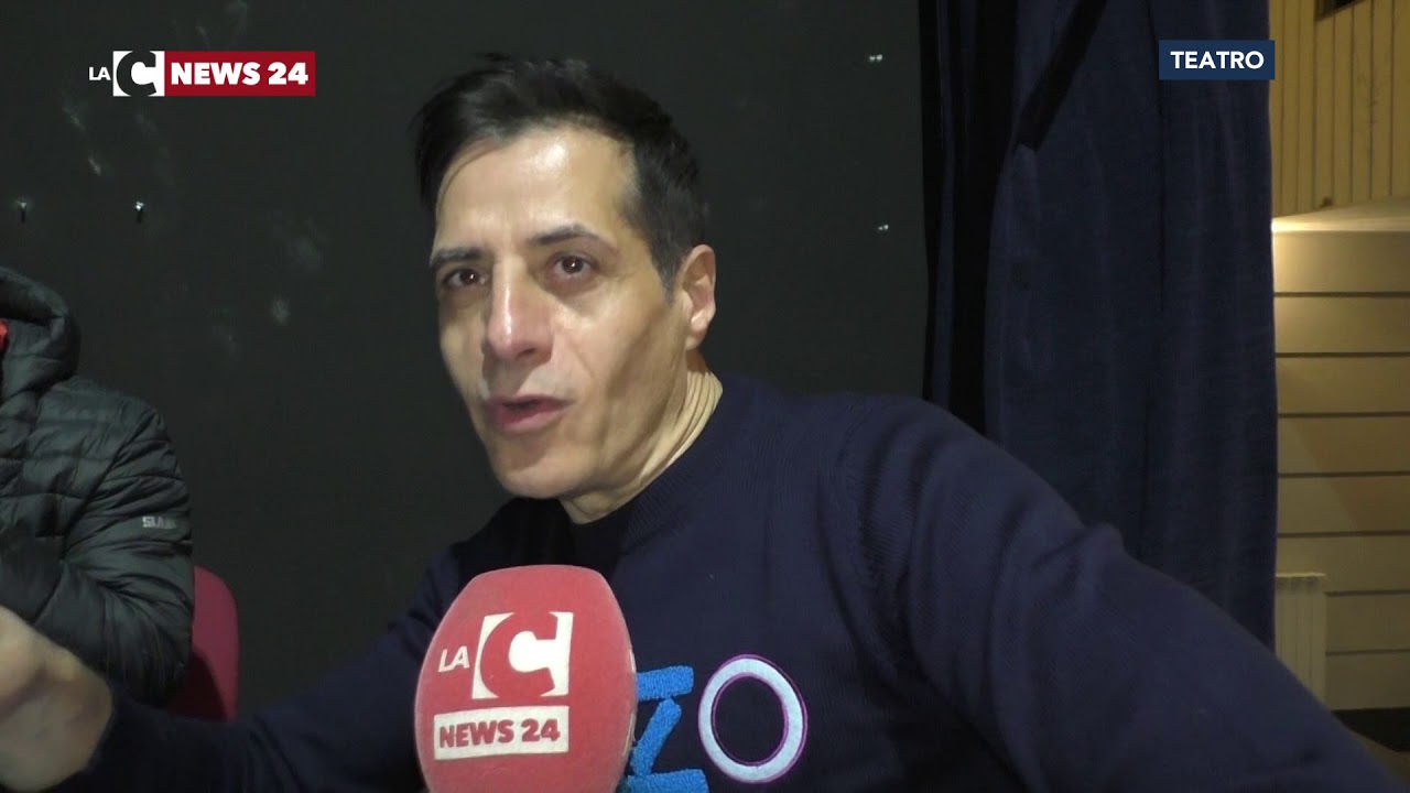 Le prigioni di Carmelo Gallico a teatro - YouTube