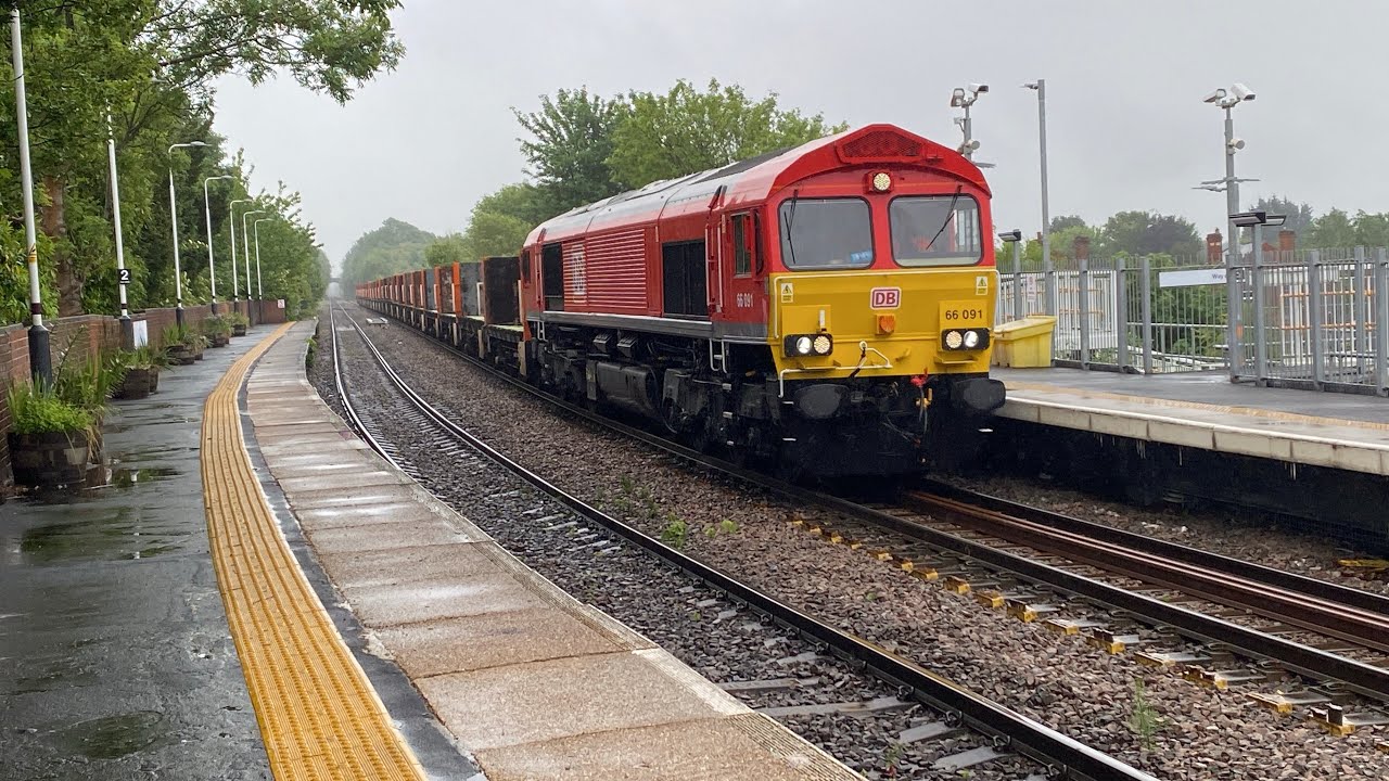 66091 DB cargo 4E25 with the correct 24 PNA Plasmor wagons 17:03 4E Lea ...