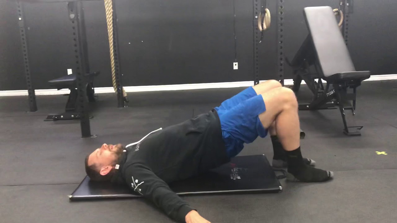 Hamstring walkouts - YouTube