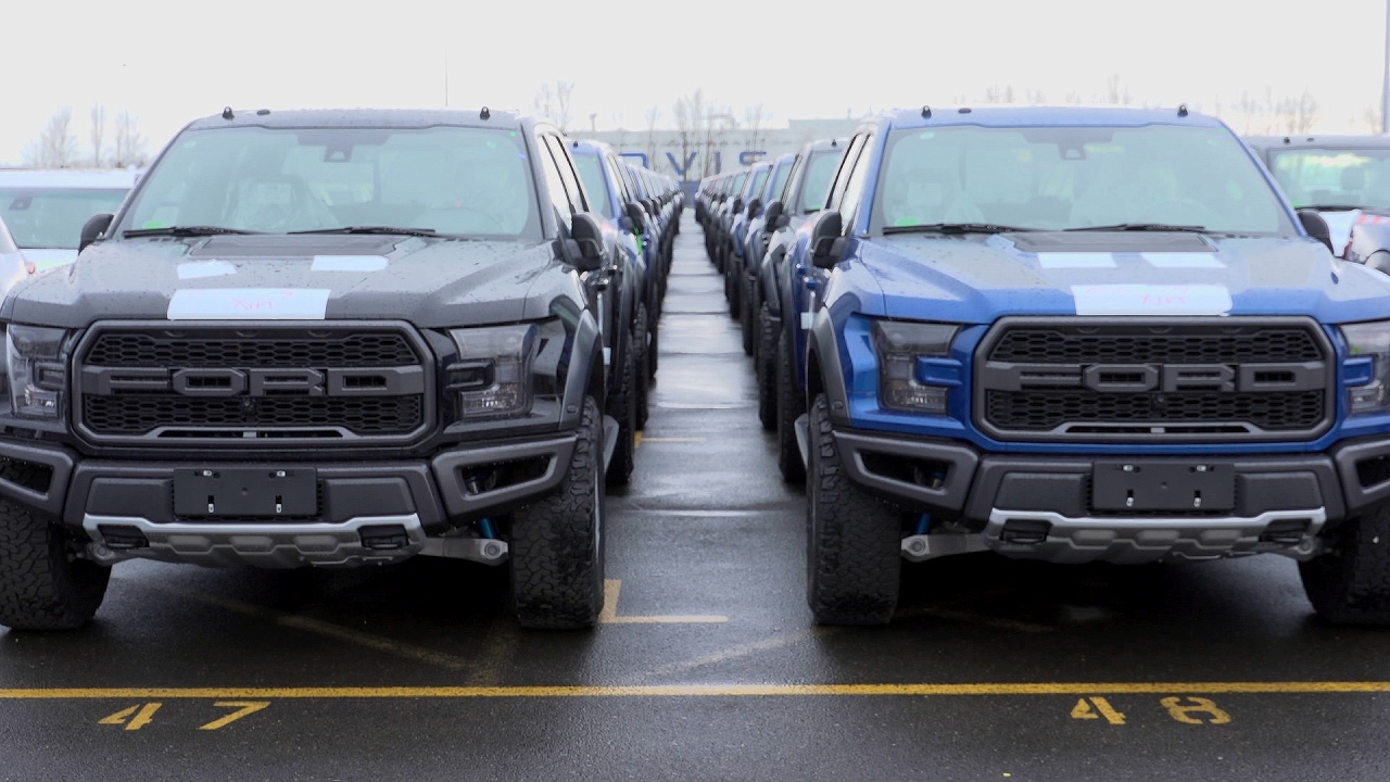 2017 Ford F-150 Raptor Shipping to China - YouTube