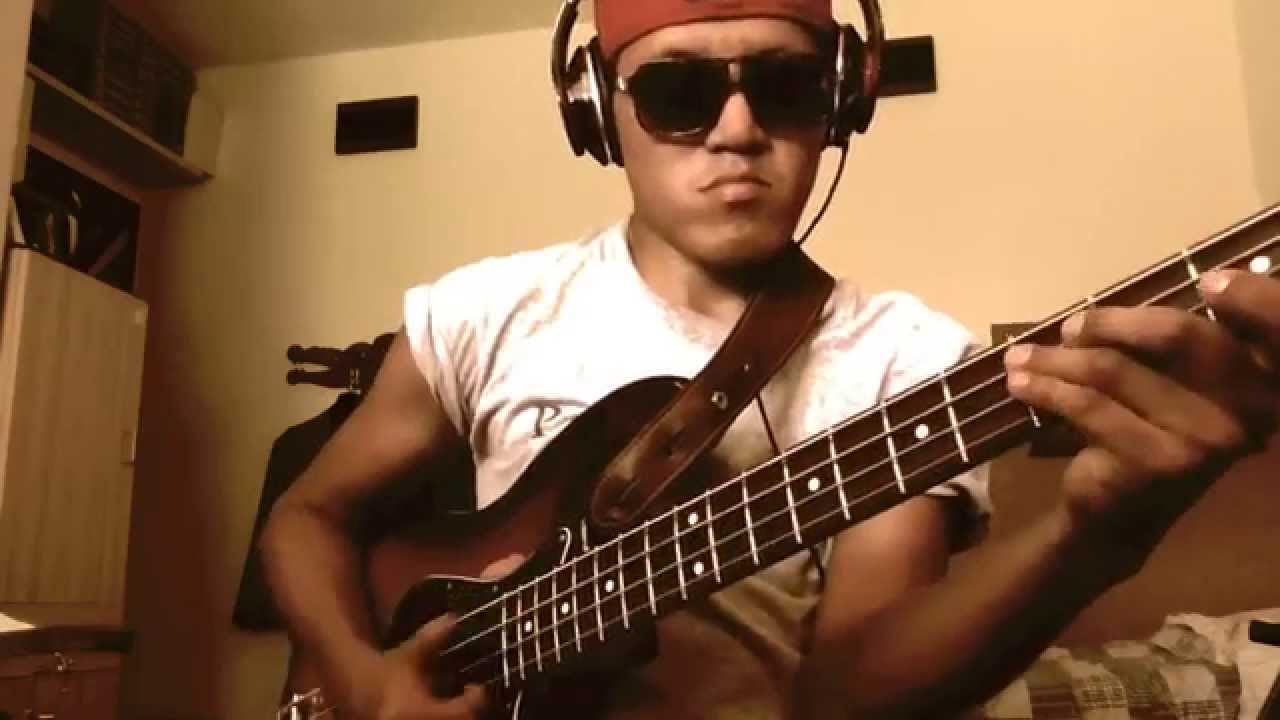 Uptown funk - ( personal bass line) Bruno Mars - YouTube