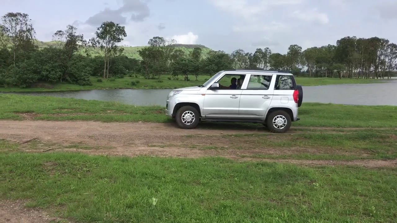 Tuv 300 offroading - YouTube