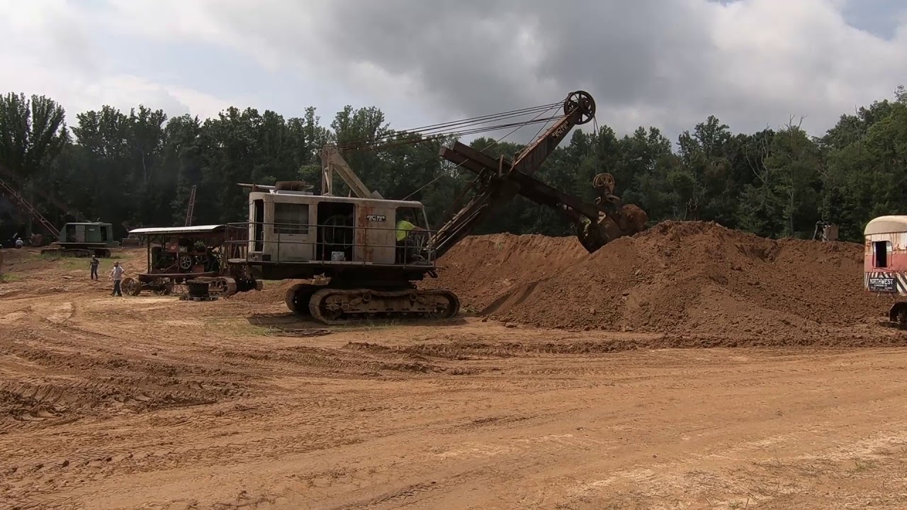 Bucyrus Erie 54B At National Pike Steam Show - YouTube