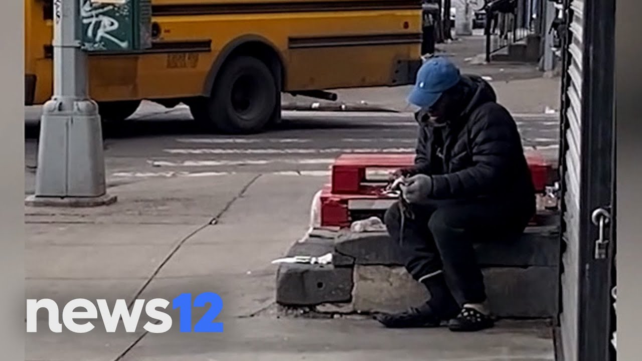 Viral video shows man eating rat in the Bronx | News 12 - YouTube