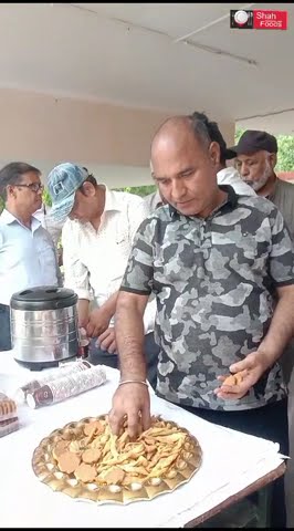 Chai Biscuit Aur Namak Pare | Tea And Biscuits | Chai Aur Namak Pare ...