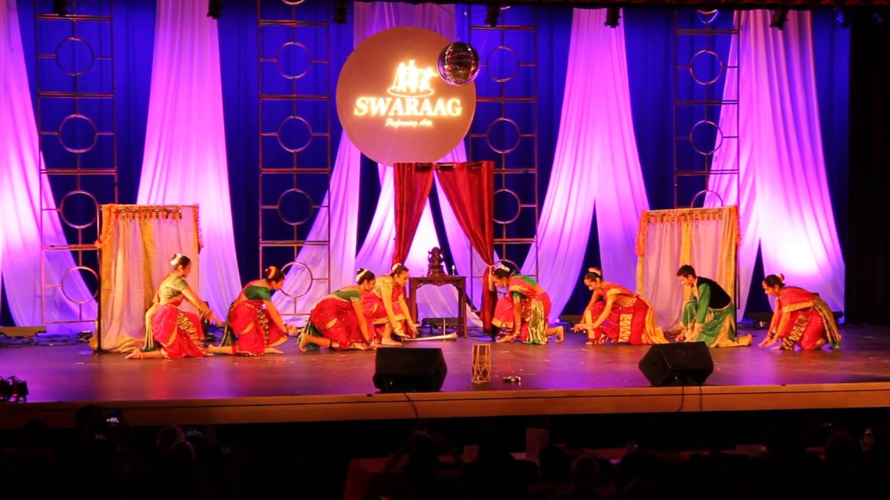 Swaraag 2017 - Dance Spirit Dazzling Moms Performance - YouTube