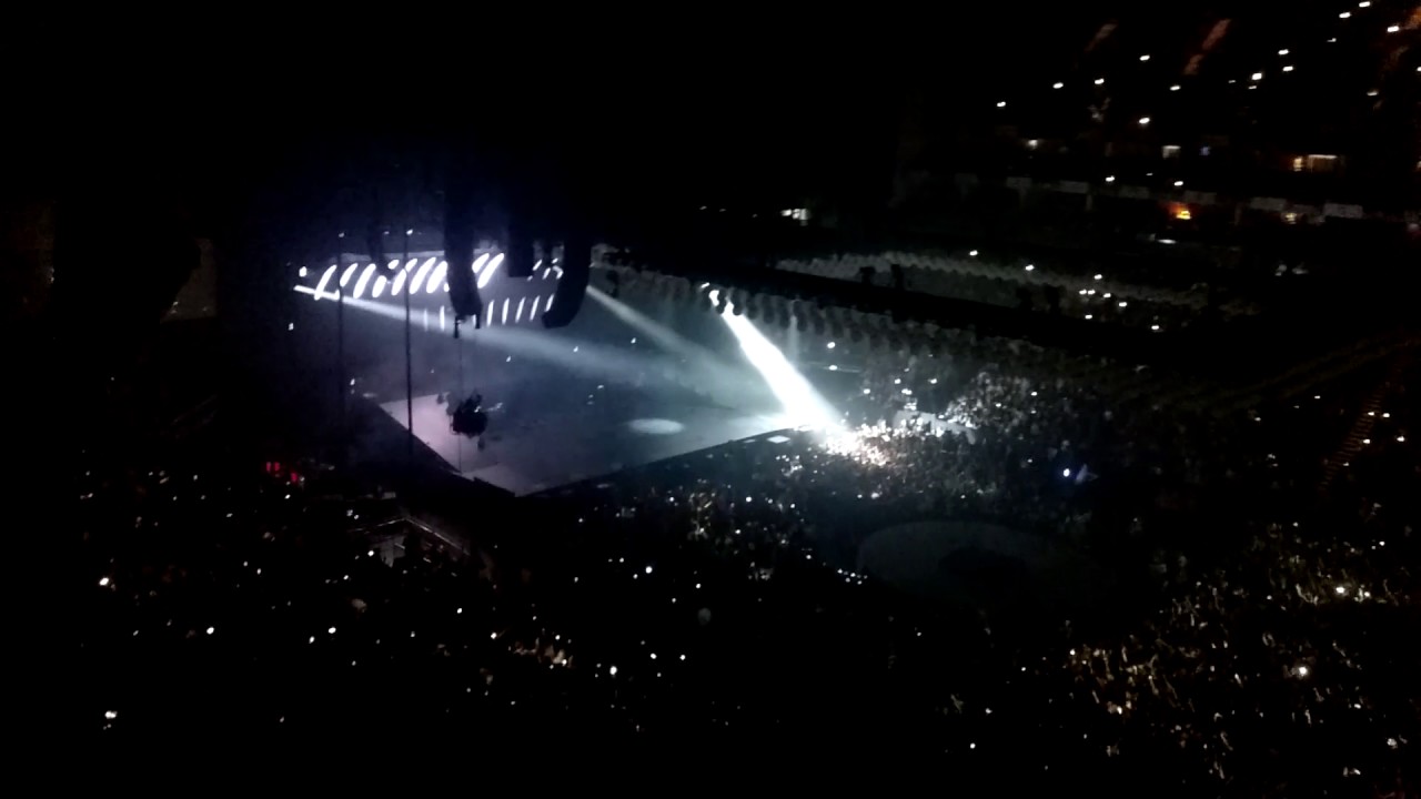 Drake live at London O2 arena 1/2/17 part 1 - YouTube