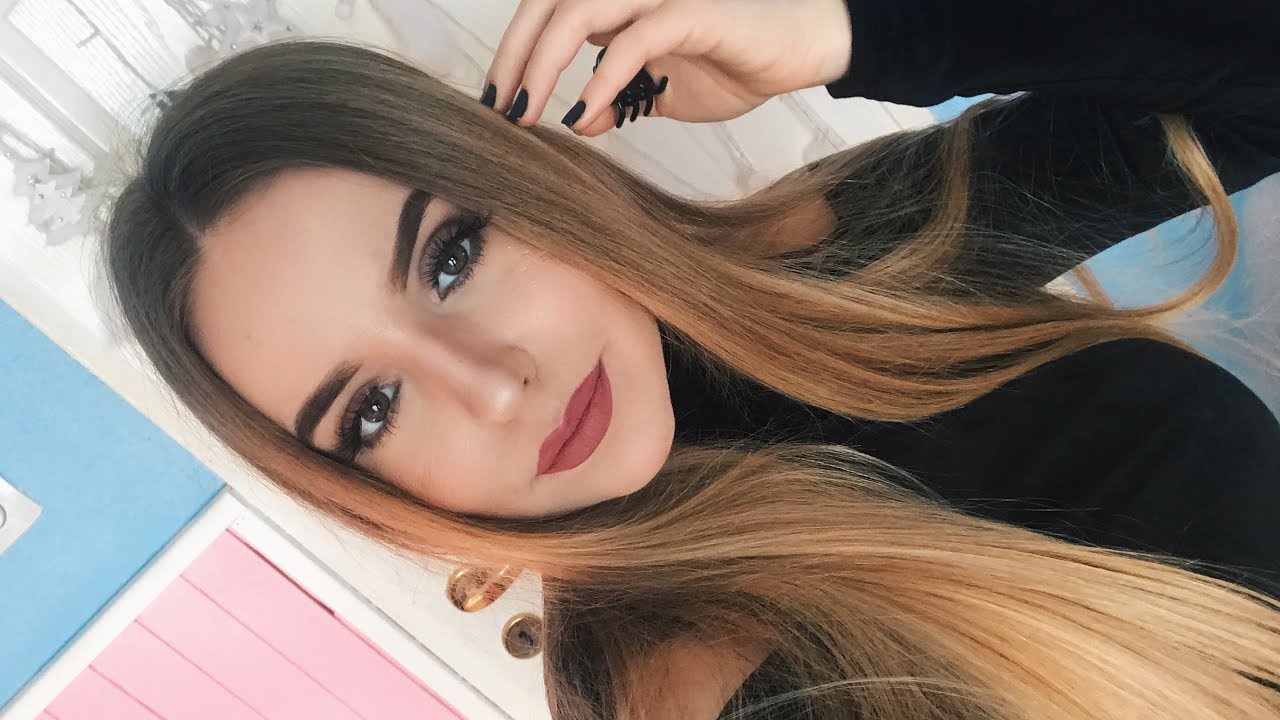 Makeup Tutorial for Photo Shoot - YouTube