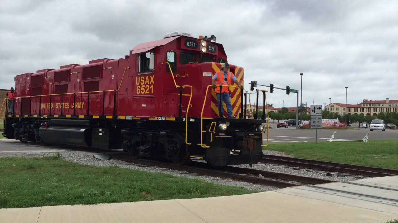 US ARMY TRAIN engine @ Fort Sill - YouTube