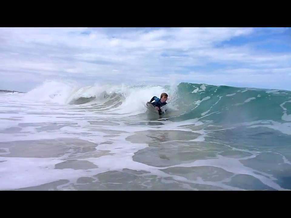 Barrel Roll - Bodyboard HD - YouTube