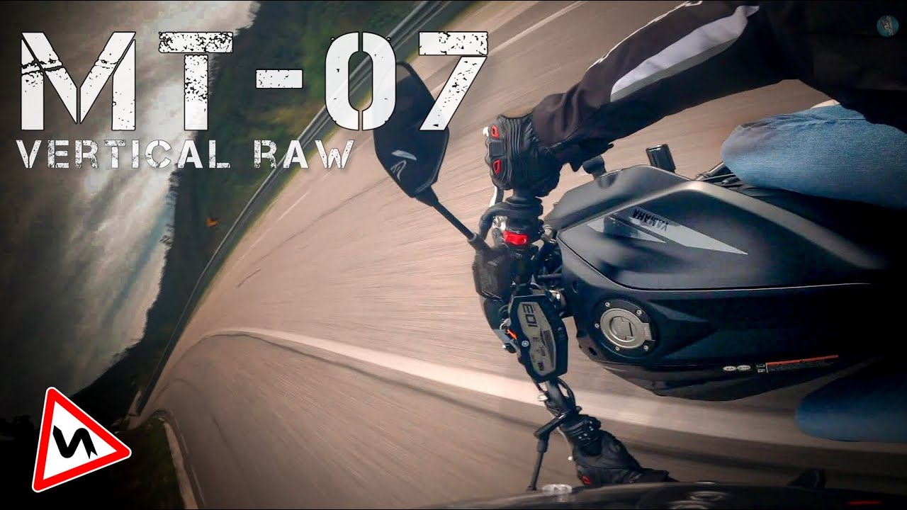 YAMAHA MT-07 | Full Akrapovic exhaust | Vertical Raw 🤯 - YouTube