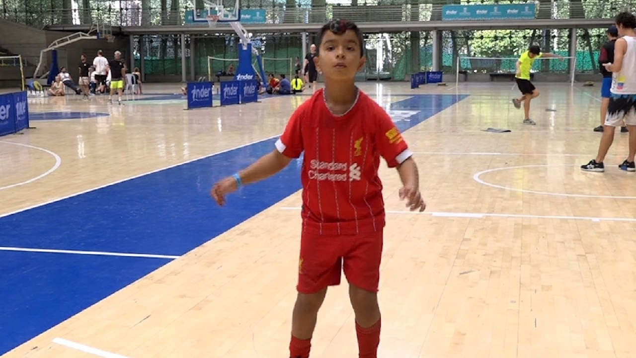 Benjamín Marín: la promesa antioqueña del footbag - YouTube