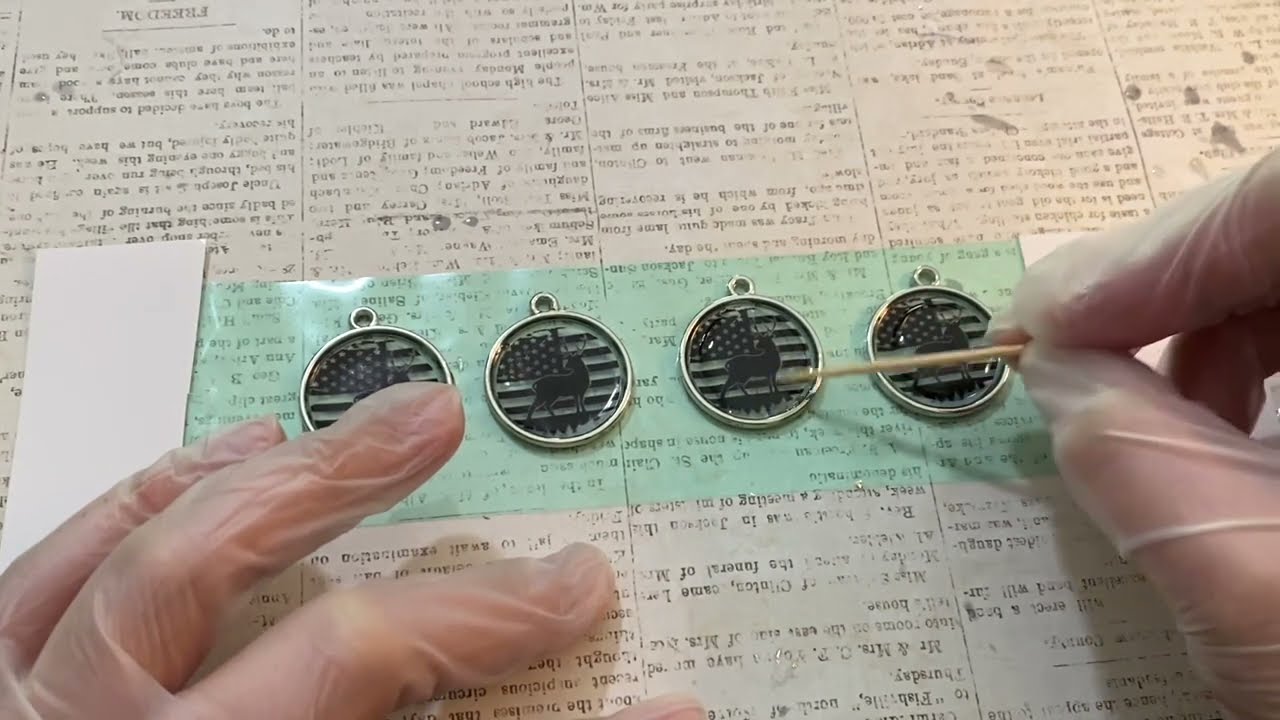 Easy Uv Resin Tutorial - YouTube