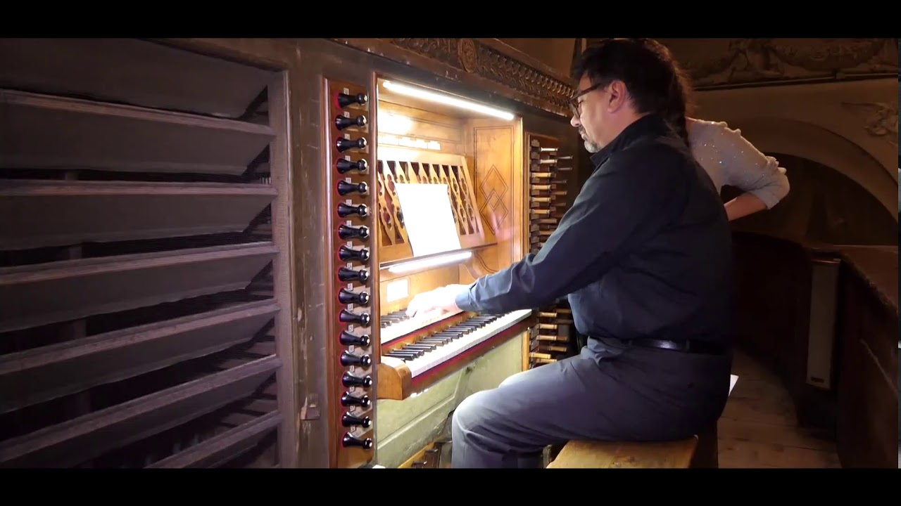 Giovanni Morandi - Sonata in Re minore - YouTube