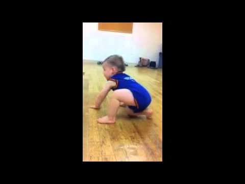 NY Knicks baby booty dance