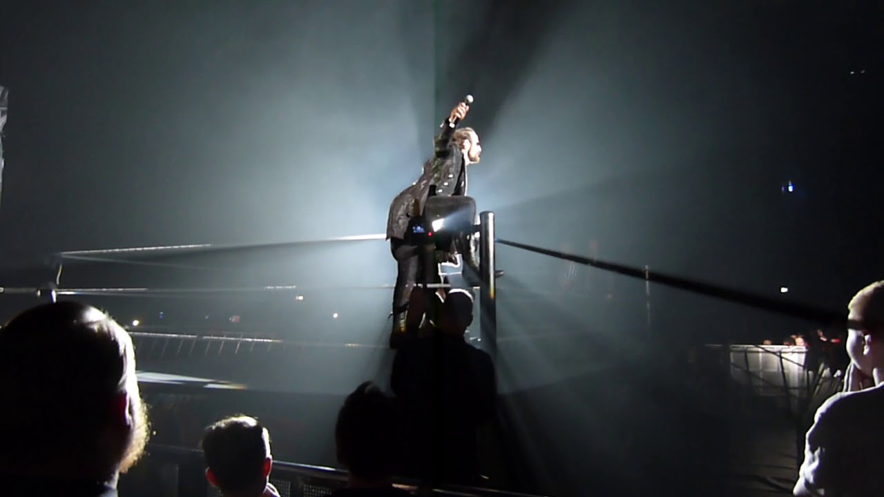 WWE Smackdown Live 3 Arena Dublin 02.11.17 - Show Opening - YouTube