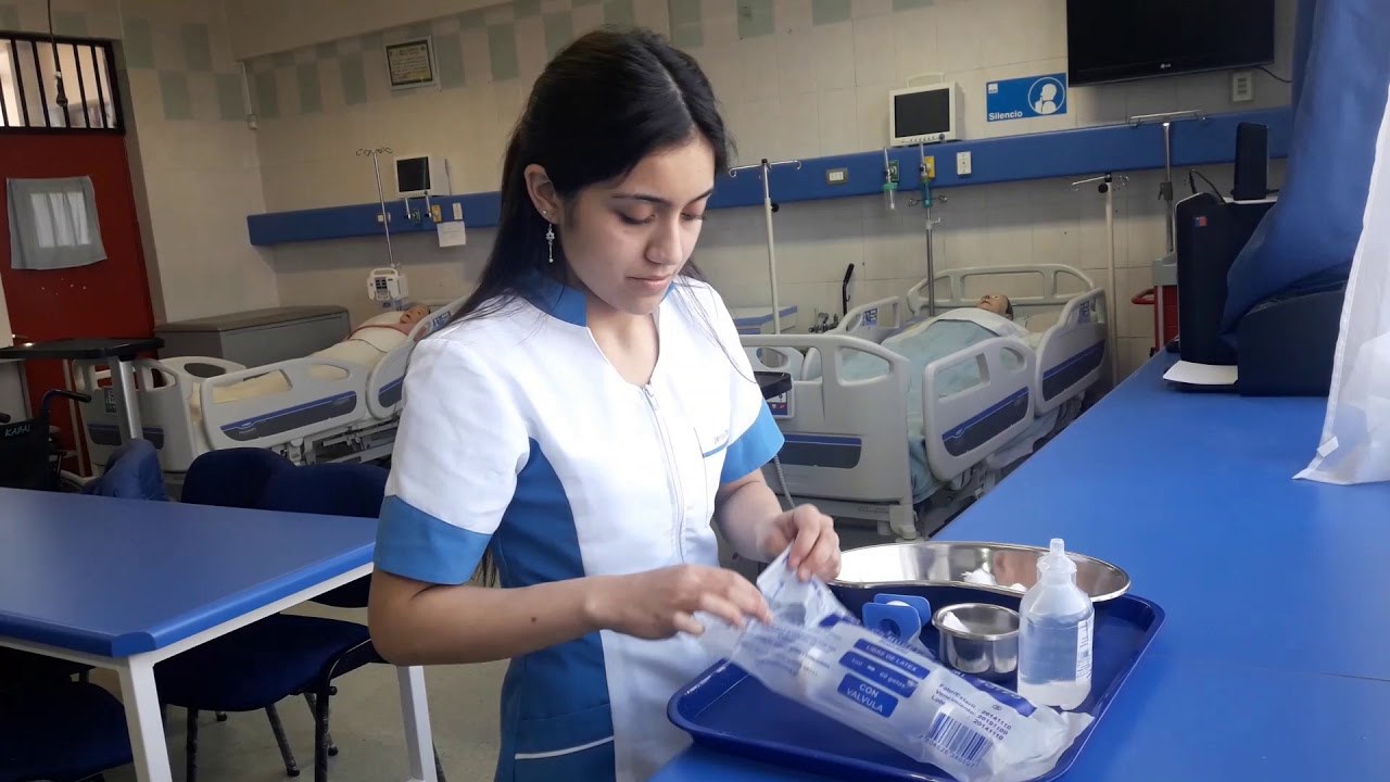 Administracion de medicamento por microgoteo con bureta mezcladora ...