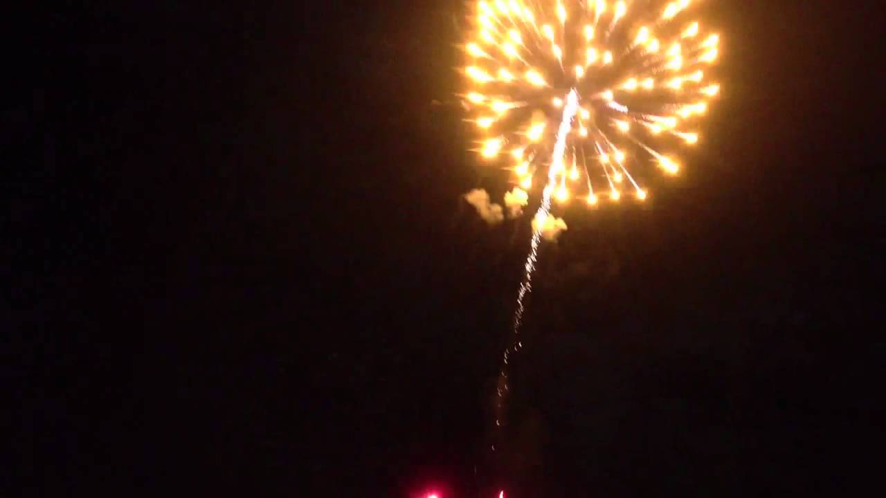 Maui Firework Barge Show 12/10/11 - YouTube