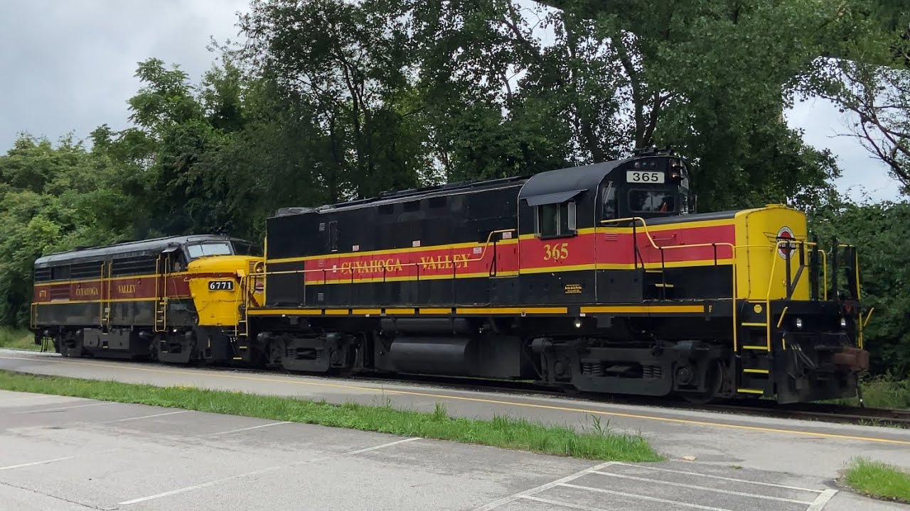 Picking Up CVSR 365 from The W&LE and A NB Chase over The Rarely Used ...