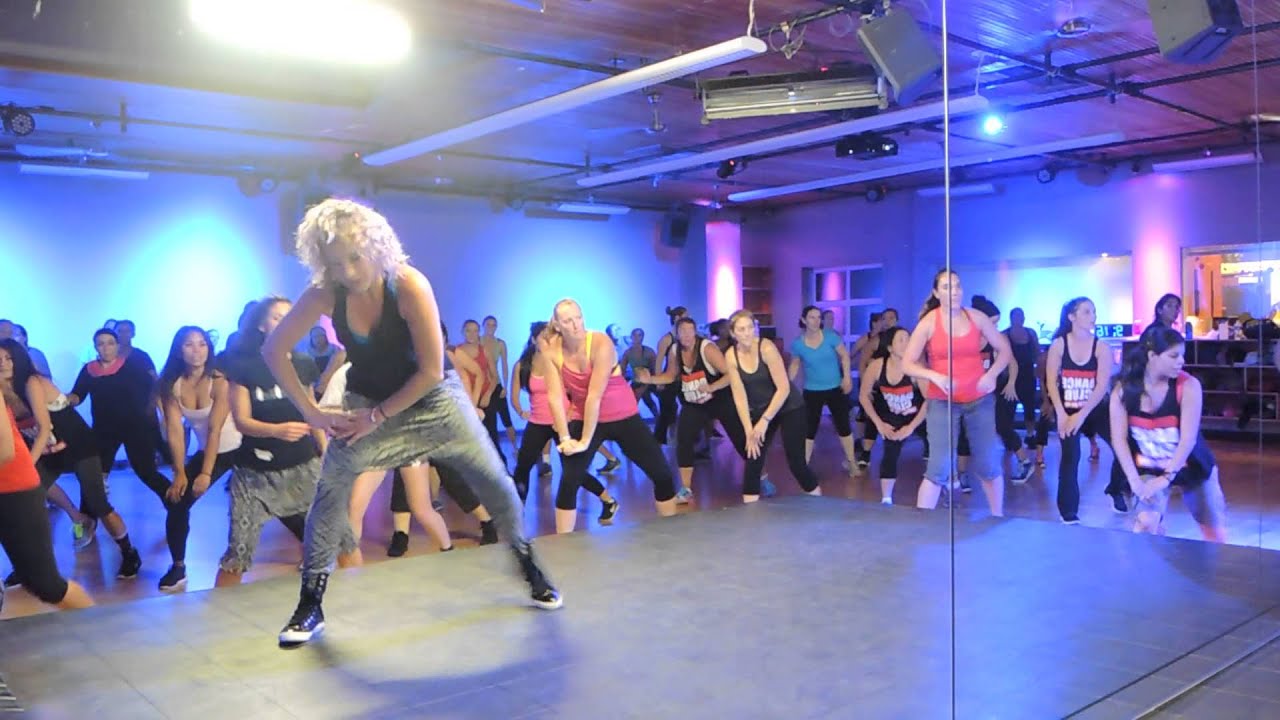 "Bounce" by Iggy Azalea for Dance Club with Medora - YouTube