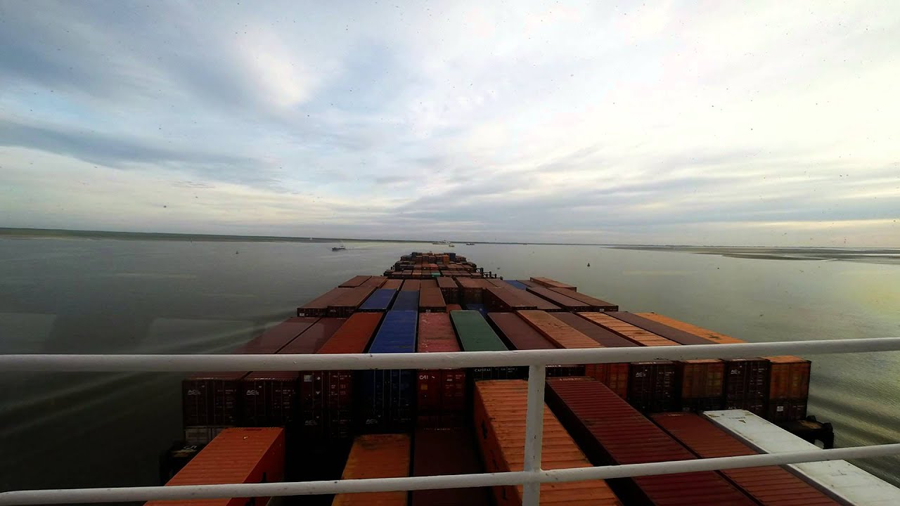 Atlantic Compass leaving Antwerp - YouTube