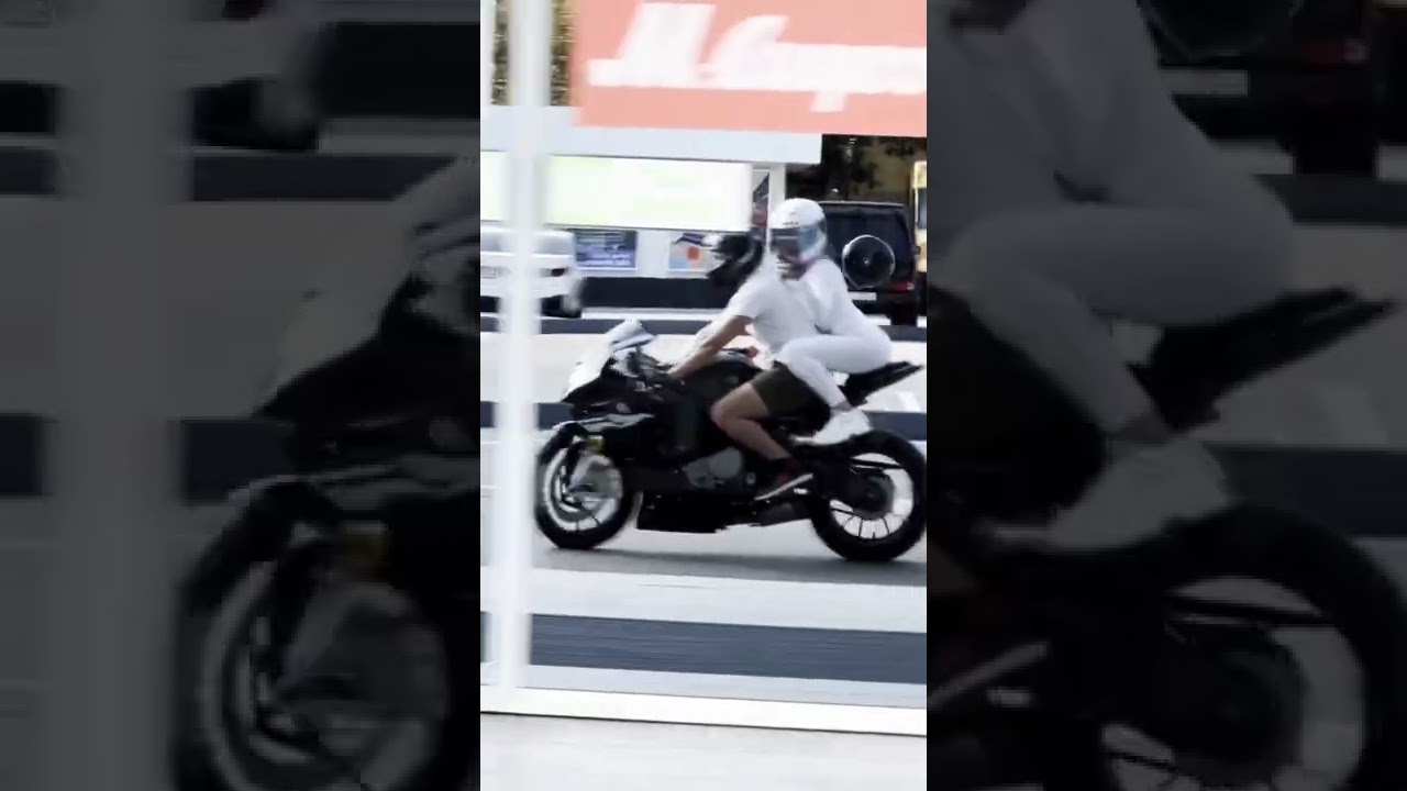 #New Bike Stunts Short Video On Road #Youtubeshort - YouTube