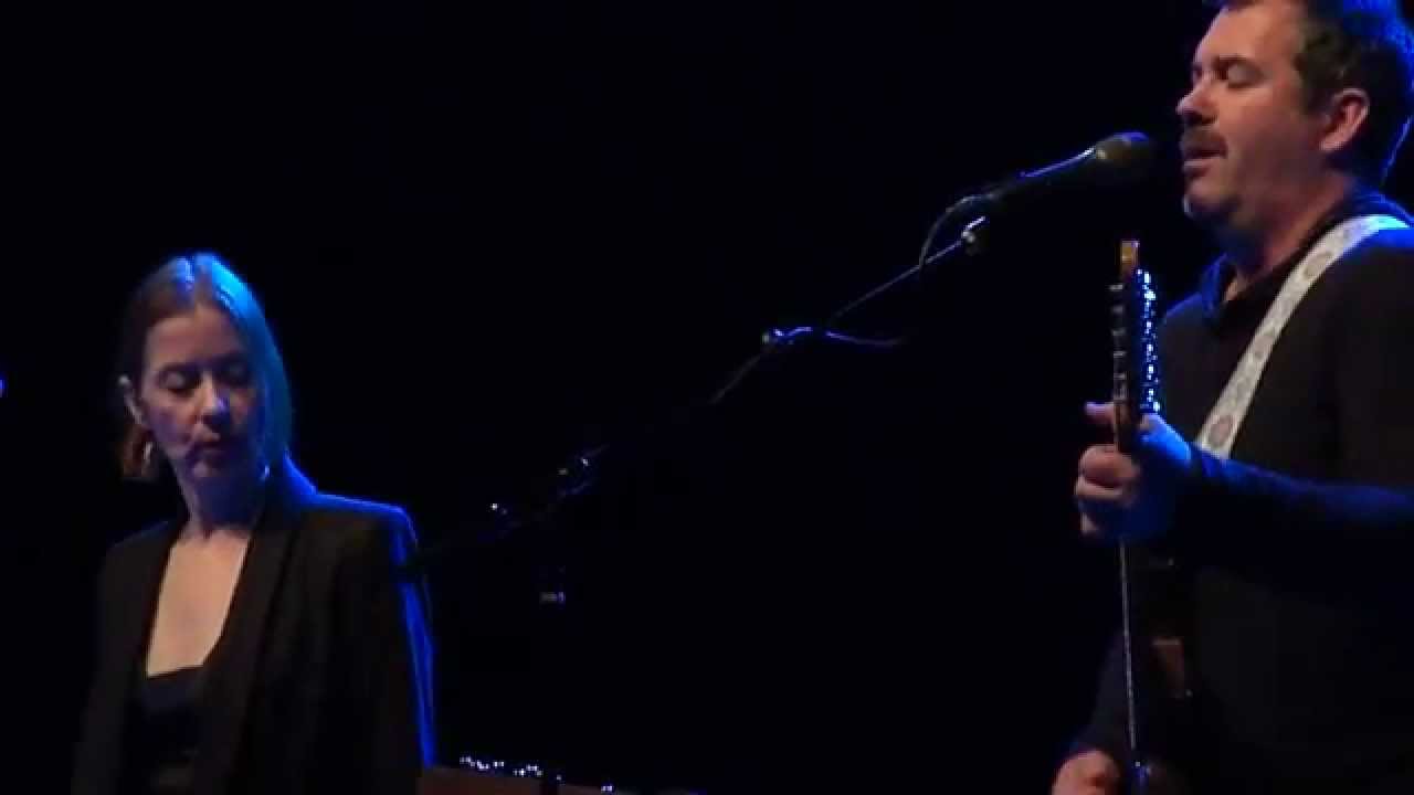 Duncan Sheik (feat. Suzanne Vega) "Barely Breathing" @ Saban Theatre on ...