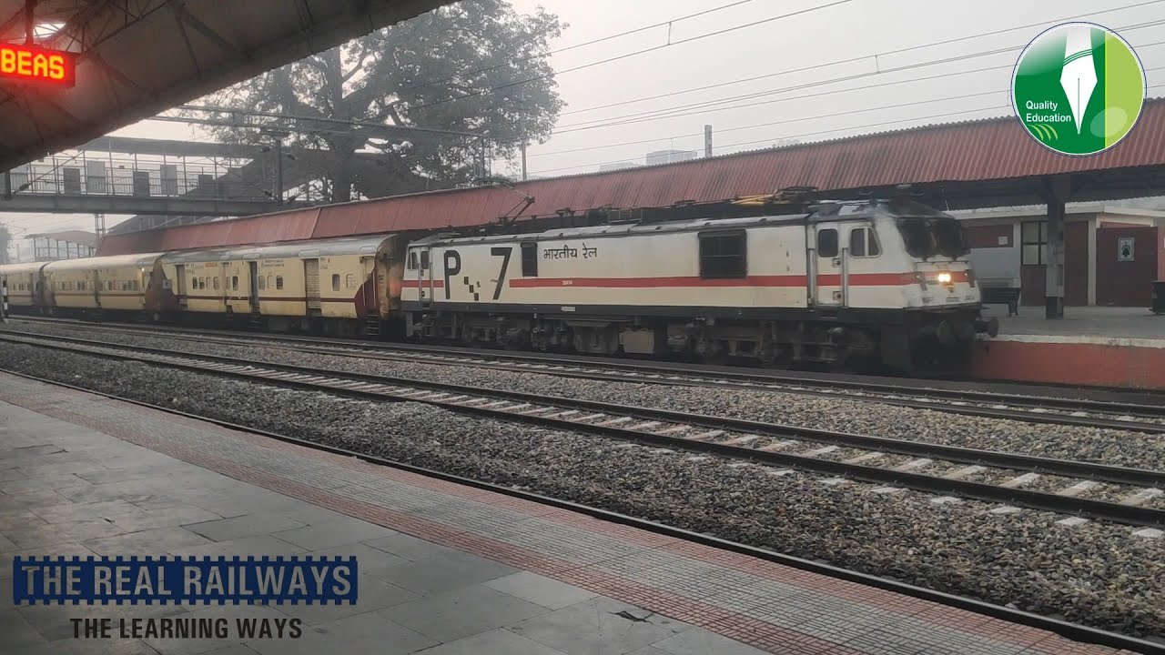 The Real Railways -14632 Amritsar Dehradun Express Approaching Beas ...