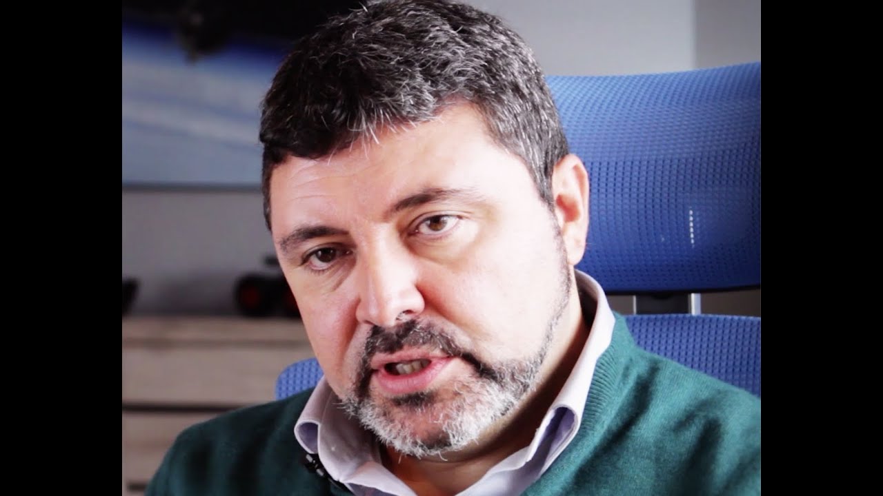 Arturo Intelisano - Interview - YouTube