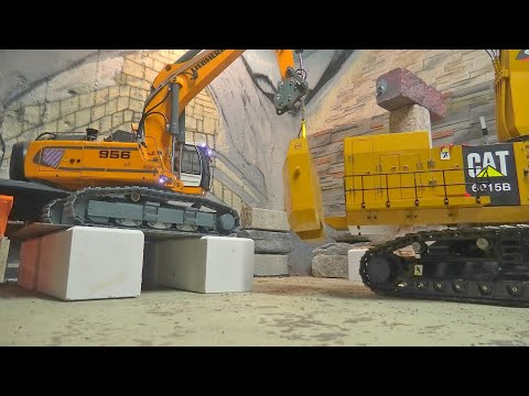 Inspection out CATERPILLAR MACHINE 6015B Tracks made! 😱 - YouTube