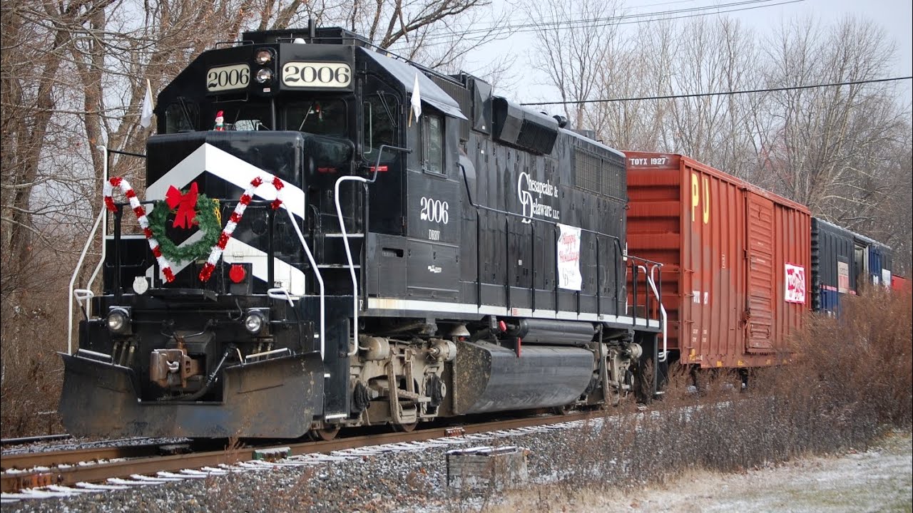 Chasing the C&D Toys For Tots Train From Hackettstown to Phillipsburg ...