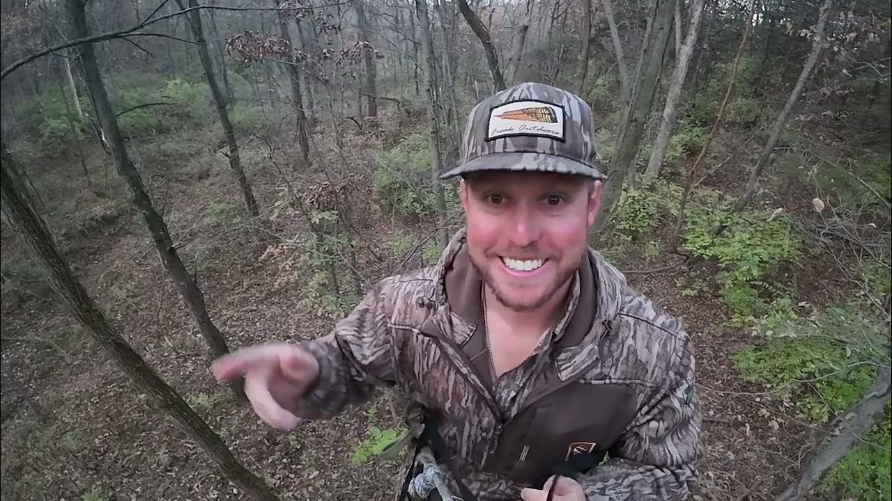 Bow Hunting in Illinois!! My biggest buck yet! - YouTube