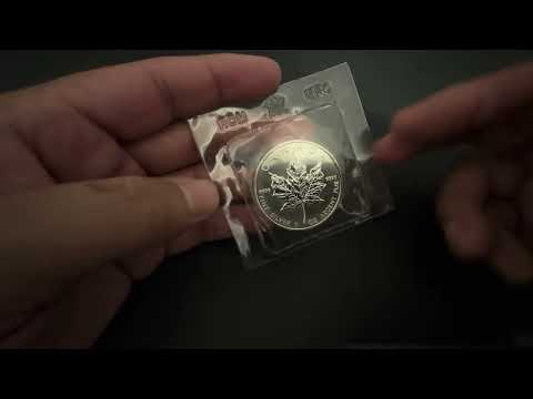 1989 SILVER Maple Leaf | Super HIGH Relief | Mint SEALED !