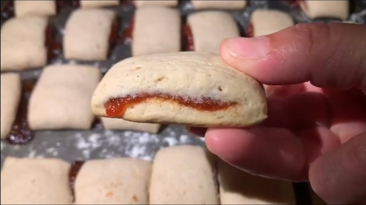 Guava Filled Newton Cookies - Sabrosas Galletas de Guayaba - YouTube