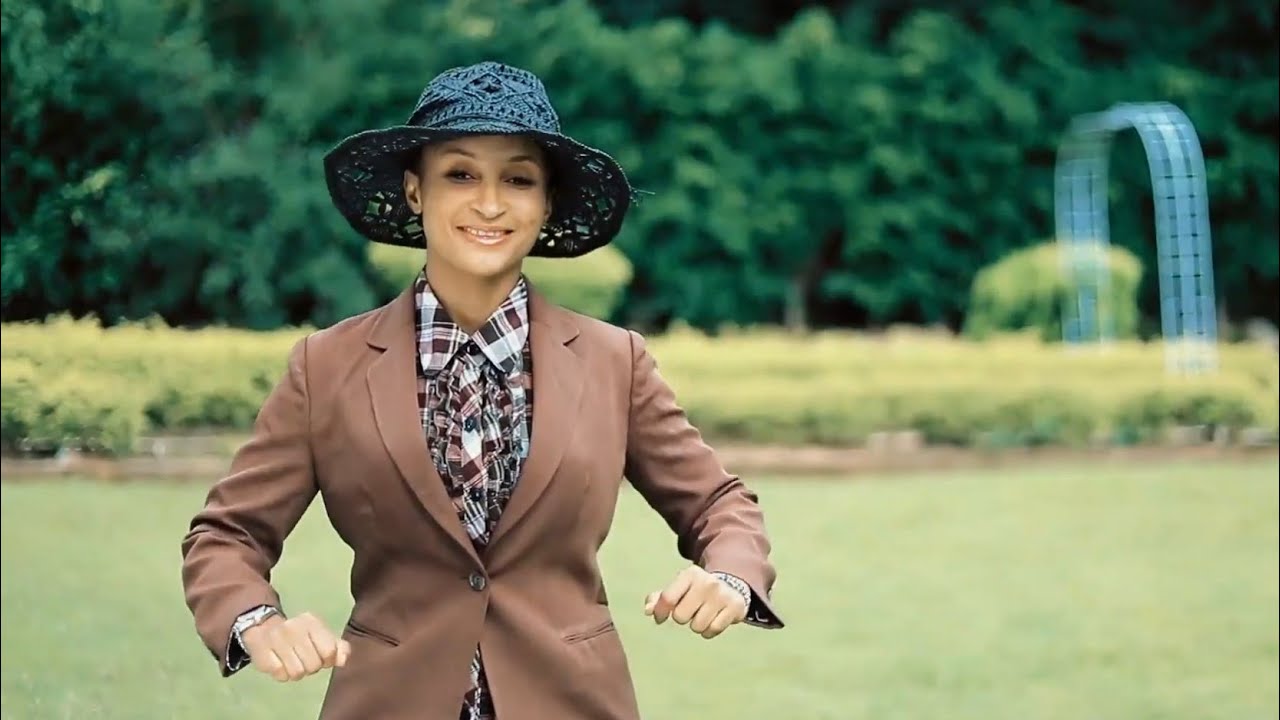 Auta Mg Boy (Da Labari Yau) Latest Hausa Song Original Video 2022 - YouTube