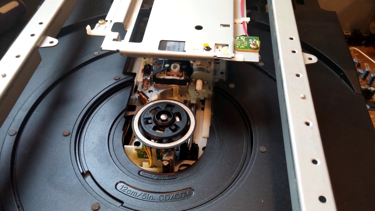 Pioneer Laserdisc M-Holder VNL1779 Equivalent Prototype Video 1 - YouTube